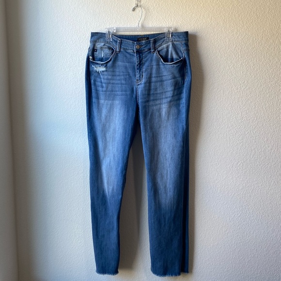 Judy Blue | Jeans | Judy Blue Straight Fit Jeans | Poshmark